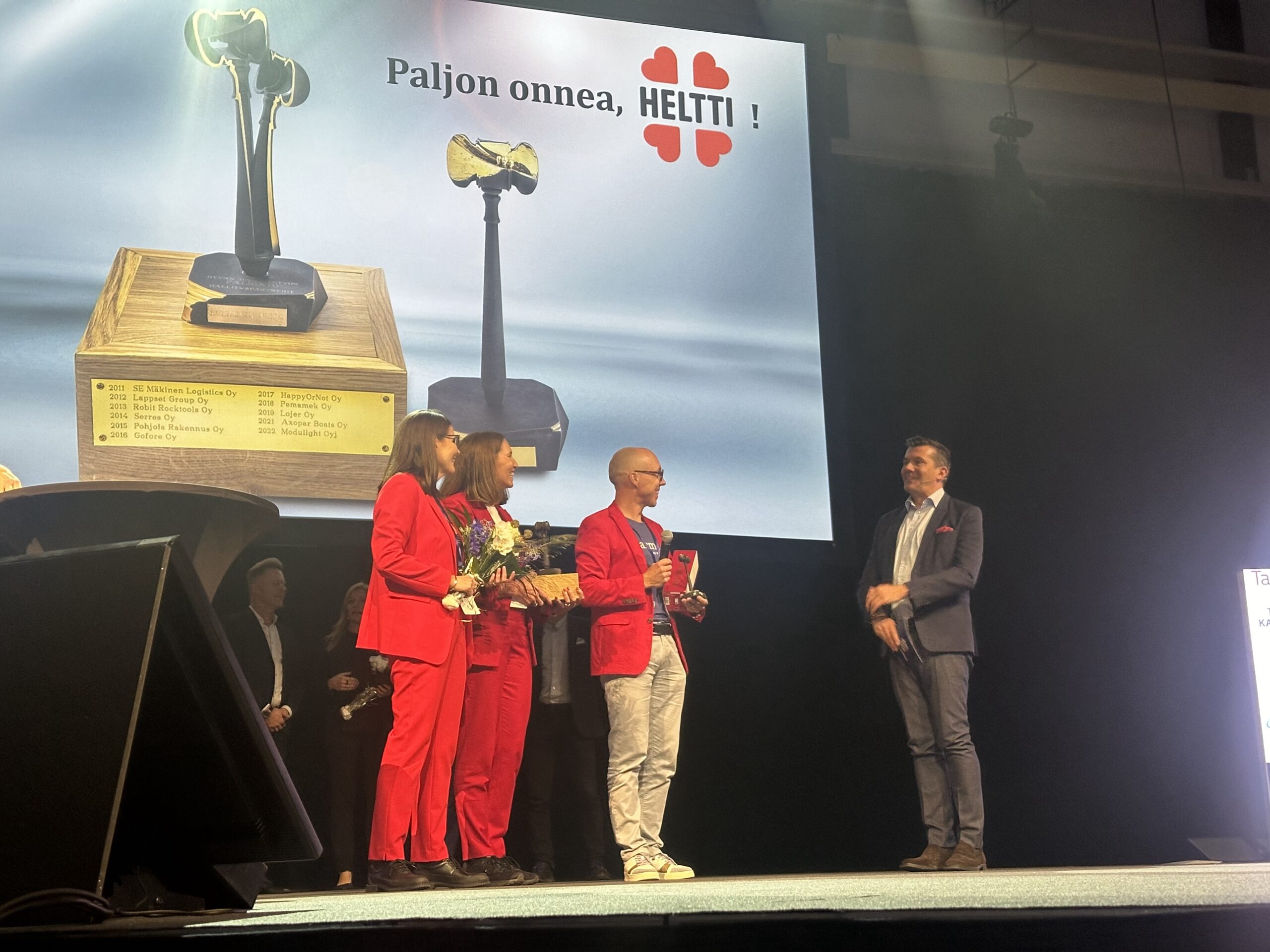 Tiedote: Heltille arvostettu Kultainen Nuija -palkinto hyvästä hallitustyöstä - Heltti